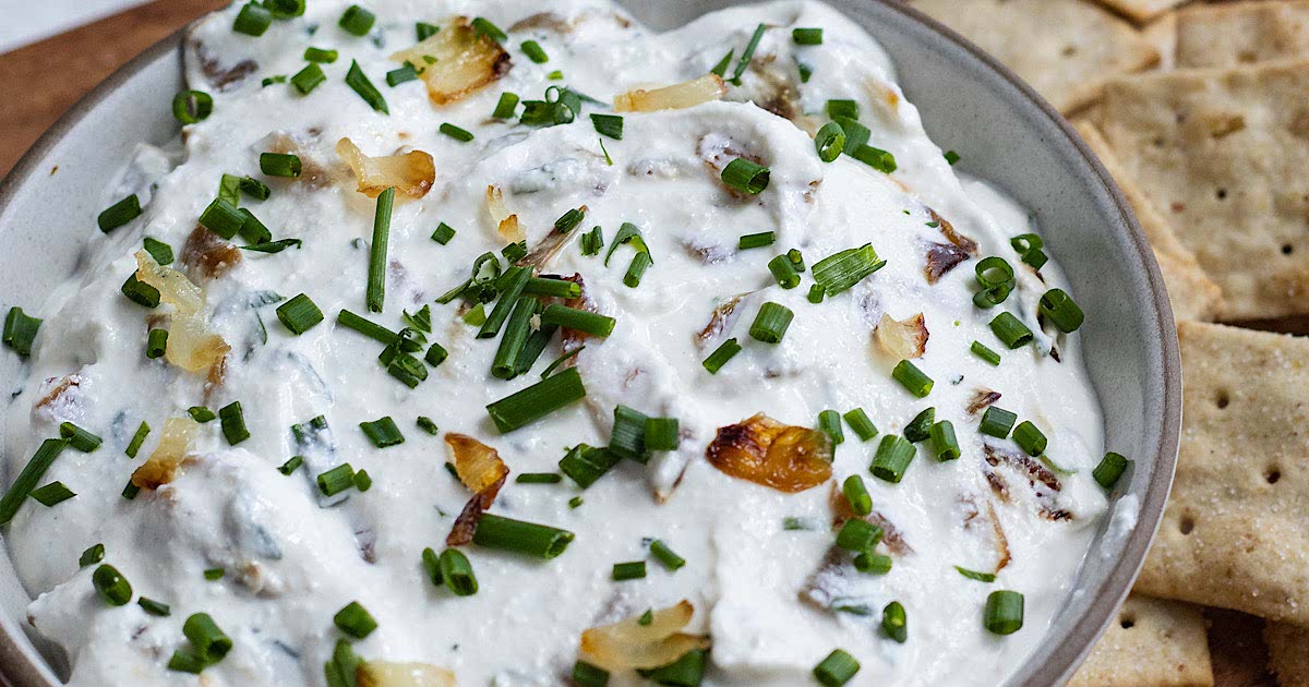 French Onion Cottage Cheese Dip (gluten free, high protein) Recipe ...