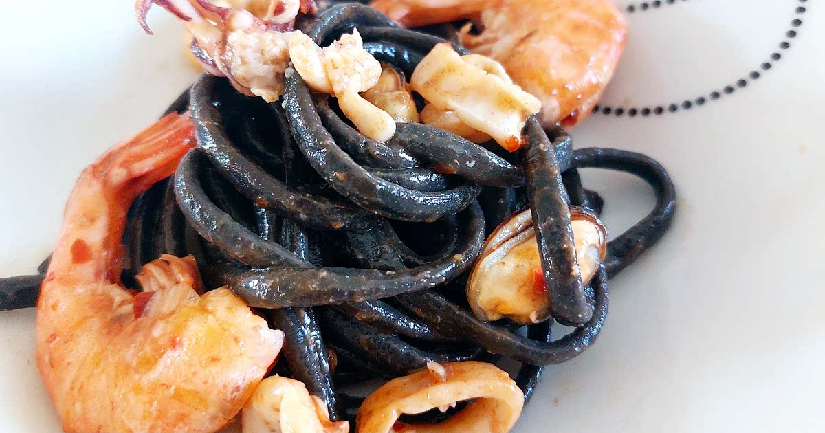 Pasta - Mussel, cuttlefish and shrimps Recipe - Samsung Food