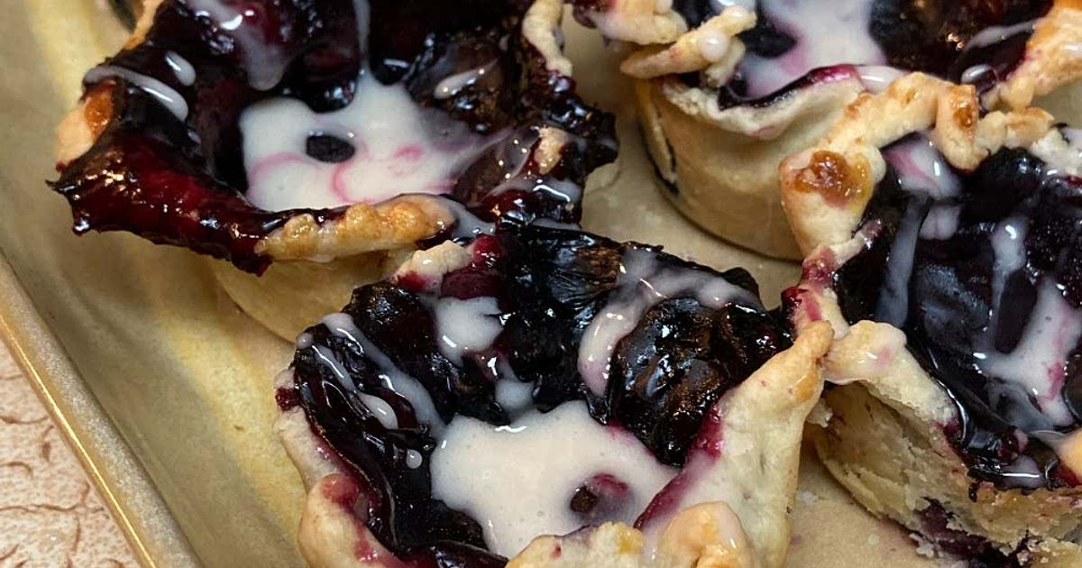 Mini Blueberry Tarts Recipe - Samsung Food
