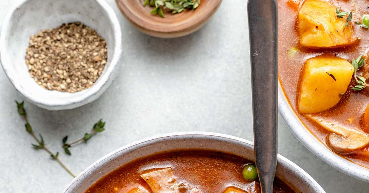 Healthy Beef Stew (Slow Cooker Option!) Recipe - Samsung Food