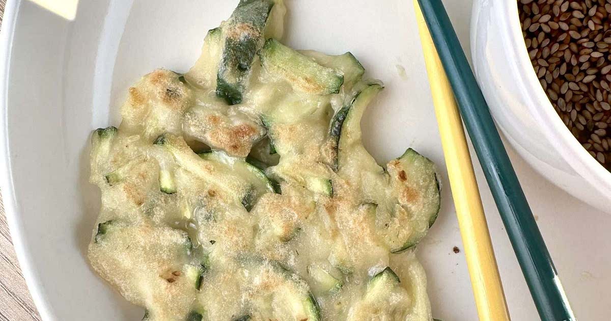 Korean-Style Zucchini Pancakes (Hobak Buchim) Recipe — Samsung Food