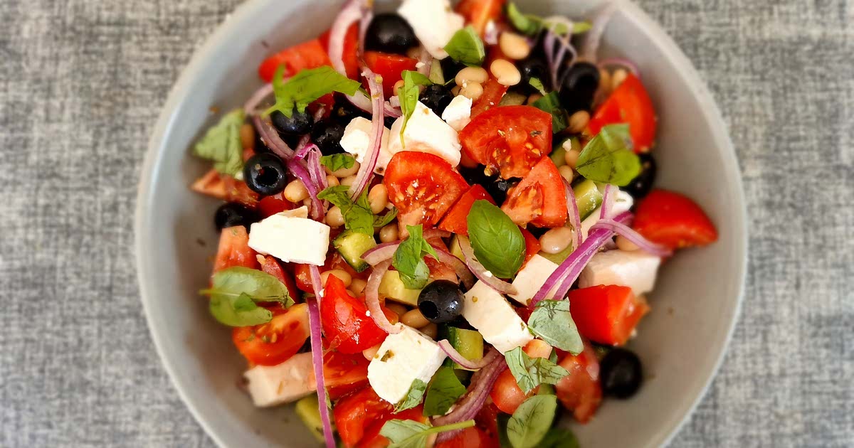 Greek Style Salad with Haricot Beans Recipe - Samsung Food
