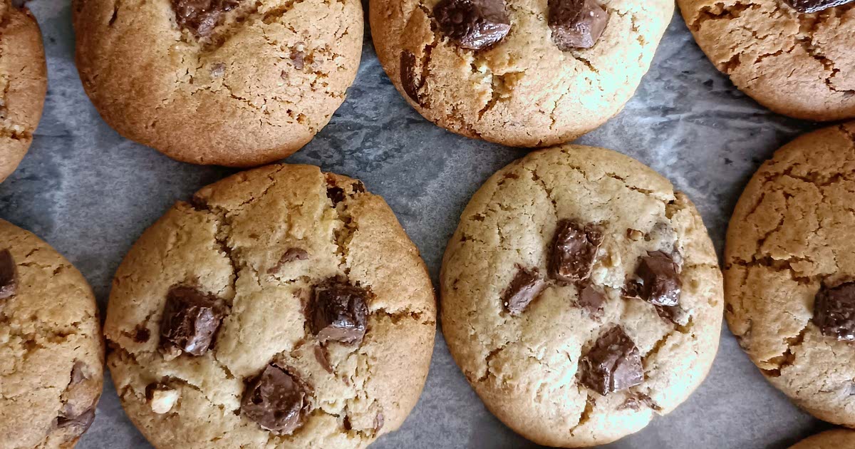 The Best Chocolate Chunk Cookies Recipe - Samsung Food