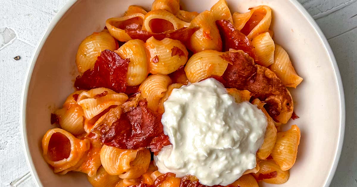 Roasted Paprika Pasta with Crispy Prosciutto di Parma Recipe - Samsung Food