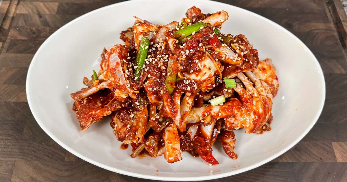 How to make Korean spicy marinated raw crab Recipe — Samsung Food