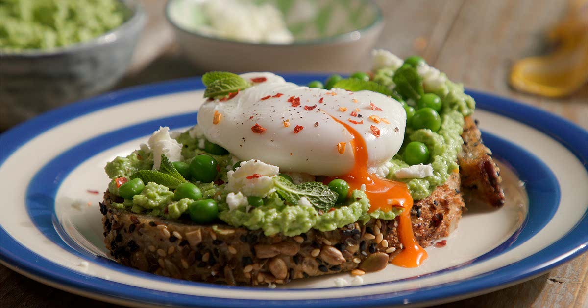 Creamy Crushed Peas on Toast Recipe - Samsung Food