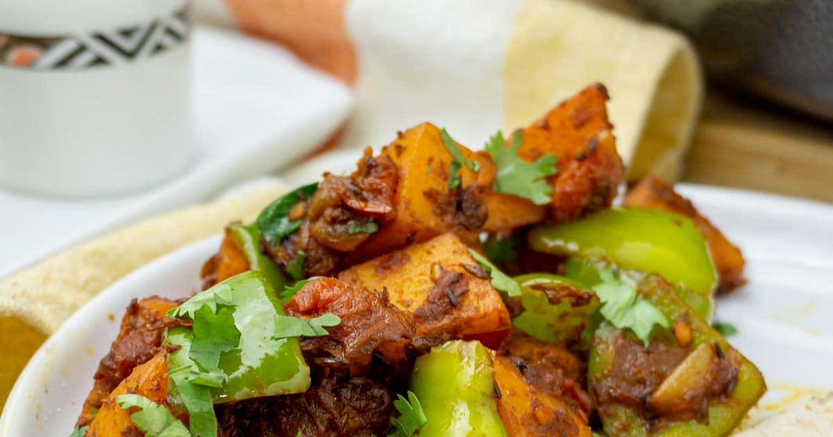 Aloo Capsicum (Aloo Shimla Mirch) Recipe — Samsung Food