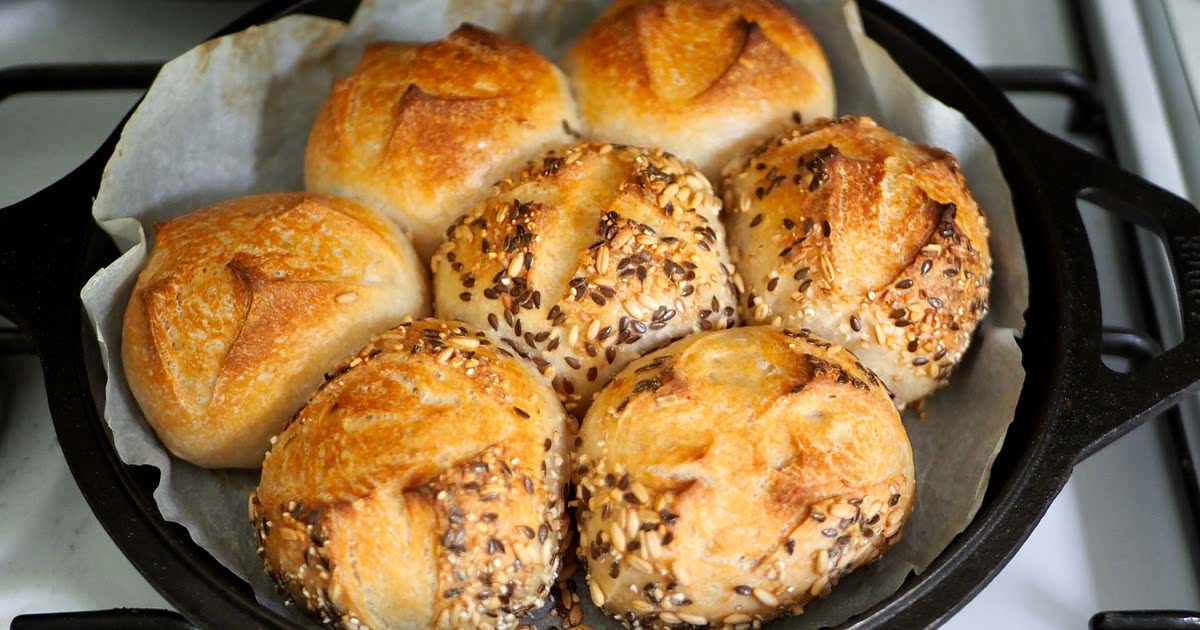 Backwards Brötchen (bread rolls) Recipe | Samsung Food App