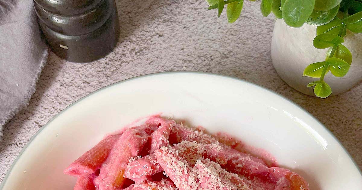 Barbie Inspired Pink Pasta (made with beets!) Recipe | Samsung Food App
