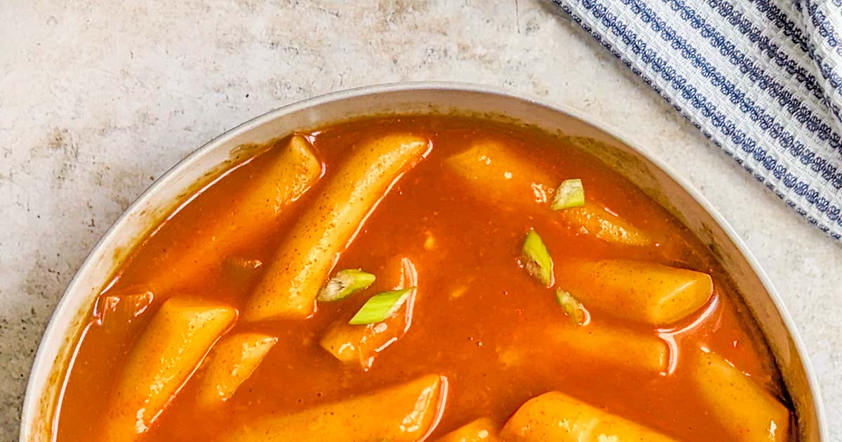 Cheesy Tteokbokki Recipe - Samsung Food