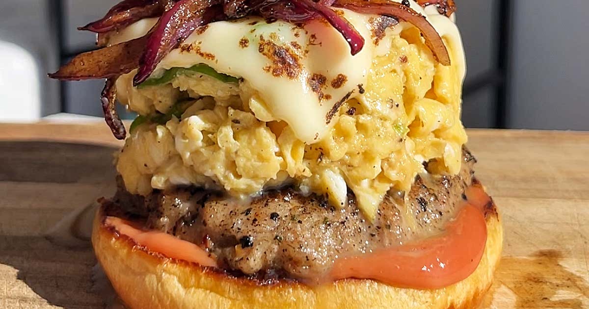 Scrambled Egg Burger Recipe - Samsung Food