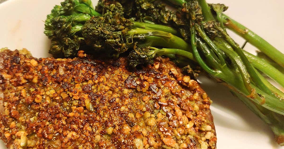 Pistachio breaded Tuna steak with baby broccoli Recipe - Samsung Food