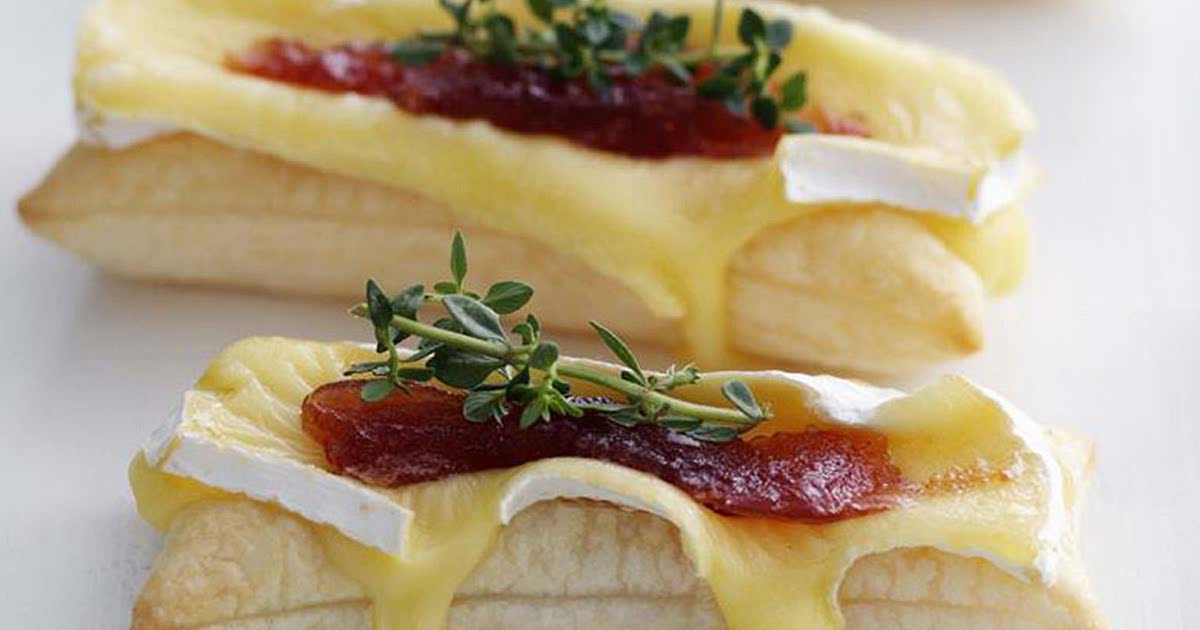 Brie and quince matchsticks Recipe - Samsung Food