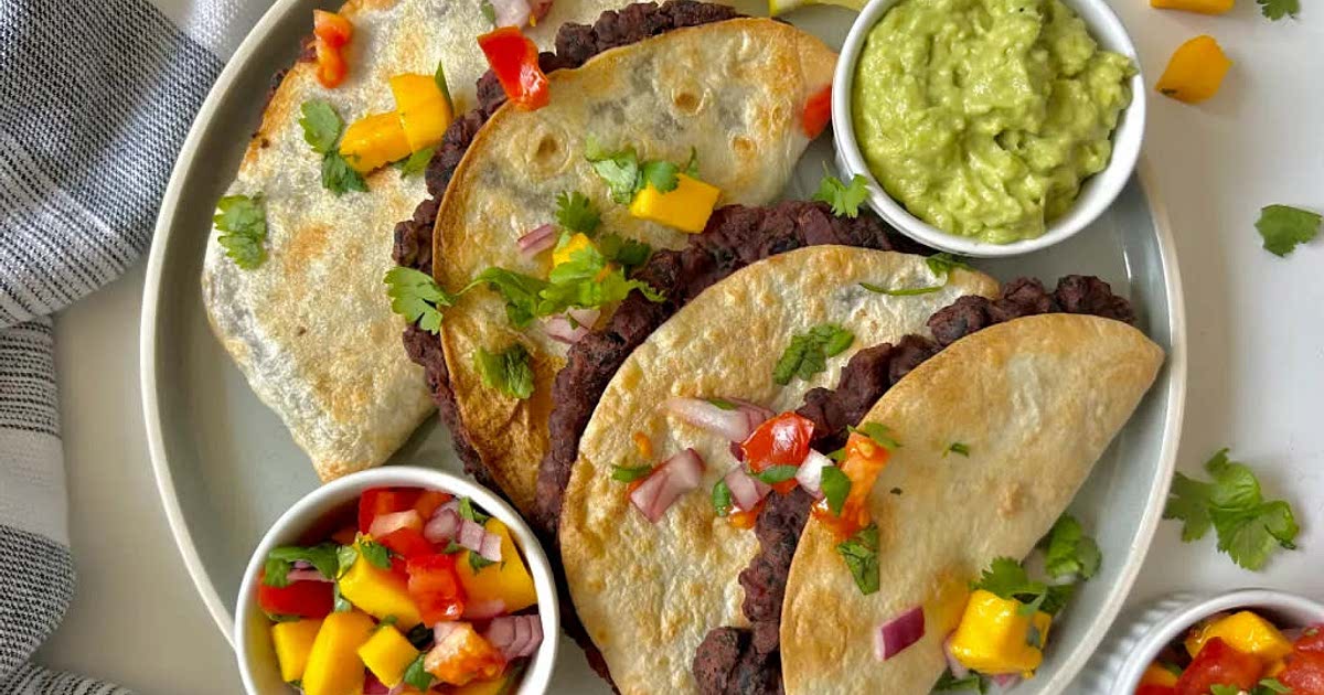 Crispy Black Bean Tacos Recipe — Samsung Food