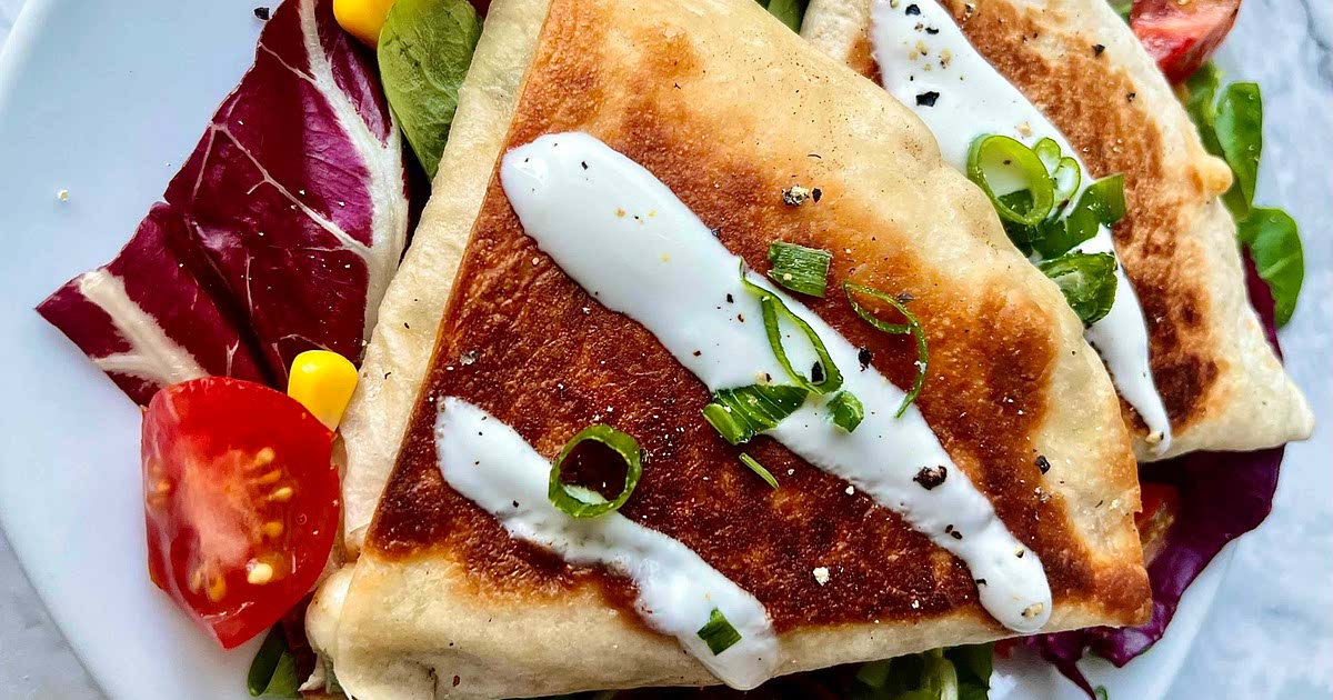 Cheesy Chicken Tortilla Pocket Recipe — Samsung Food