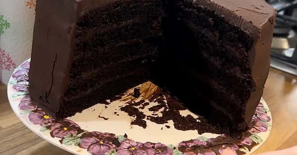 Matilda 'Bruce' Cake Recipe | Samsung Food App