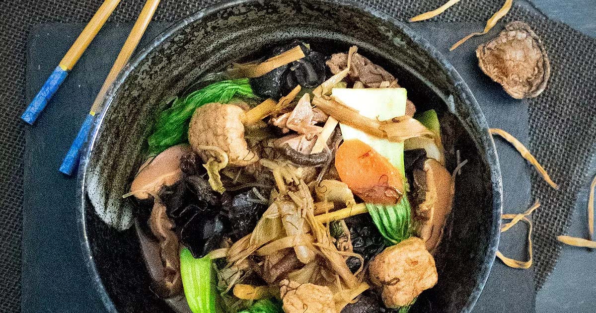 Buddha's Delight (Lo Han Jai, Vegan Chinese Braised Vegetables) Recipe ...