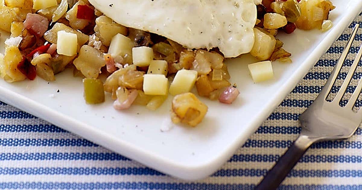Breakfast poutine Recipe - Samsung Food