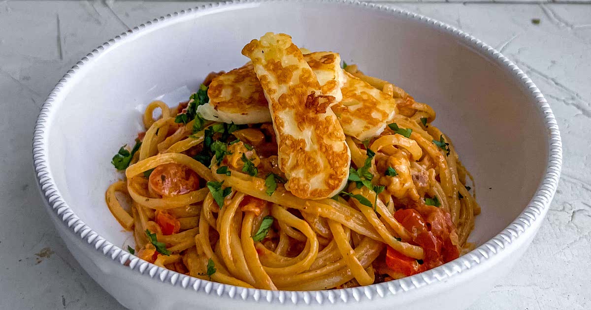 Halloumi Chorizo Pasta Recipe - Samsung Food