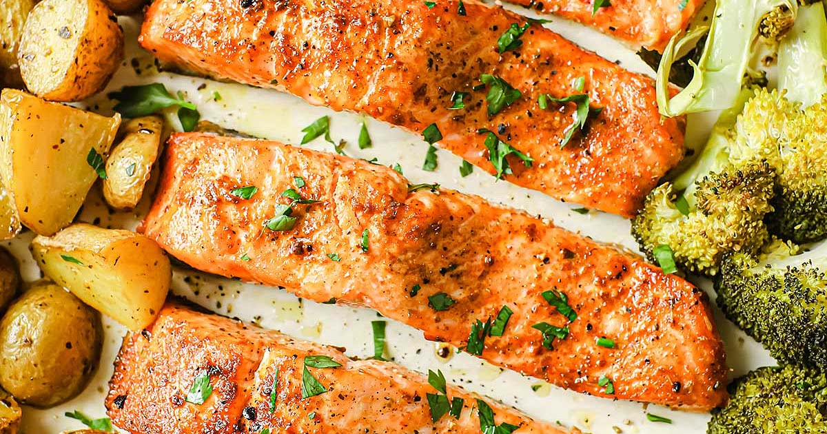 Sheet Pan Baked Salmon and Potatoes Recipe — Samsung Food