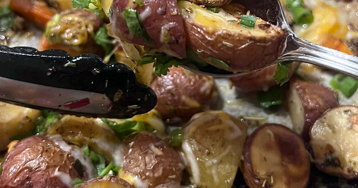 Oven Baked Mini Potatoes | 烤箱迷你土豆 Recipe — Samsung Food