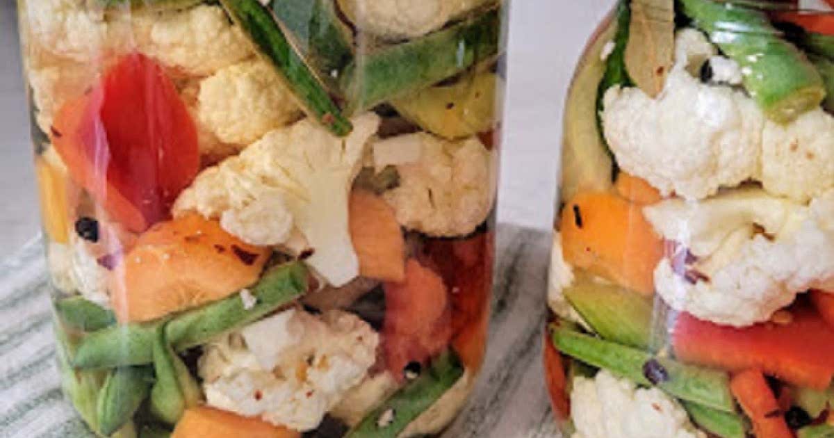 Giardiniera - Italian Pickled Vegetables Recipe — Samsung Food