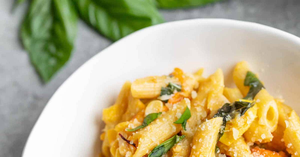 Sun Gold Tomato Pasta with Summer Squash Recipe — Samsung Food