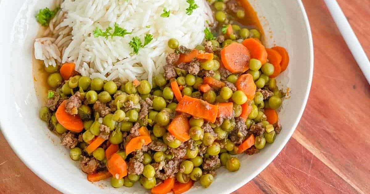 Hearty Pea and Carrot Stew (Bazella w Roz) Recipe | Samsung Food App