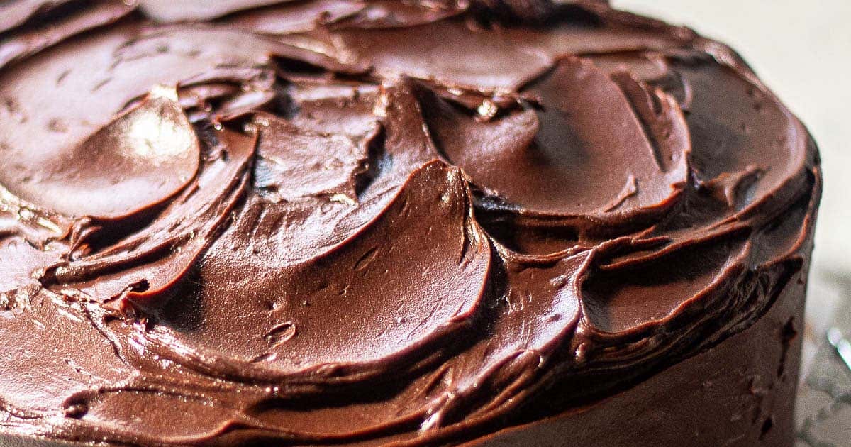 Best Chocolate Fudge Frosting - Easy Icing Recipe — Samsung Food