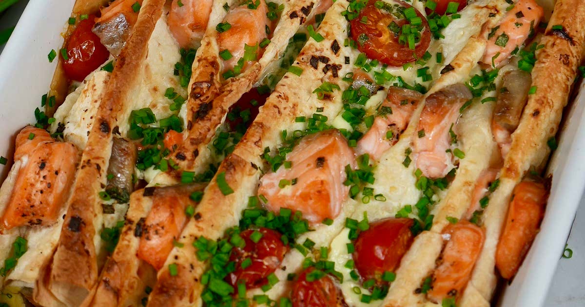 Salmon and Cherry Tomato Lavash Bake Recipe — Samsung Food