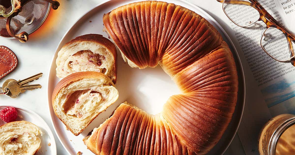 Filled Wool Roll Bread Recipe — Samsung Food