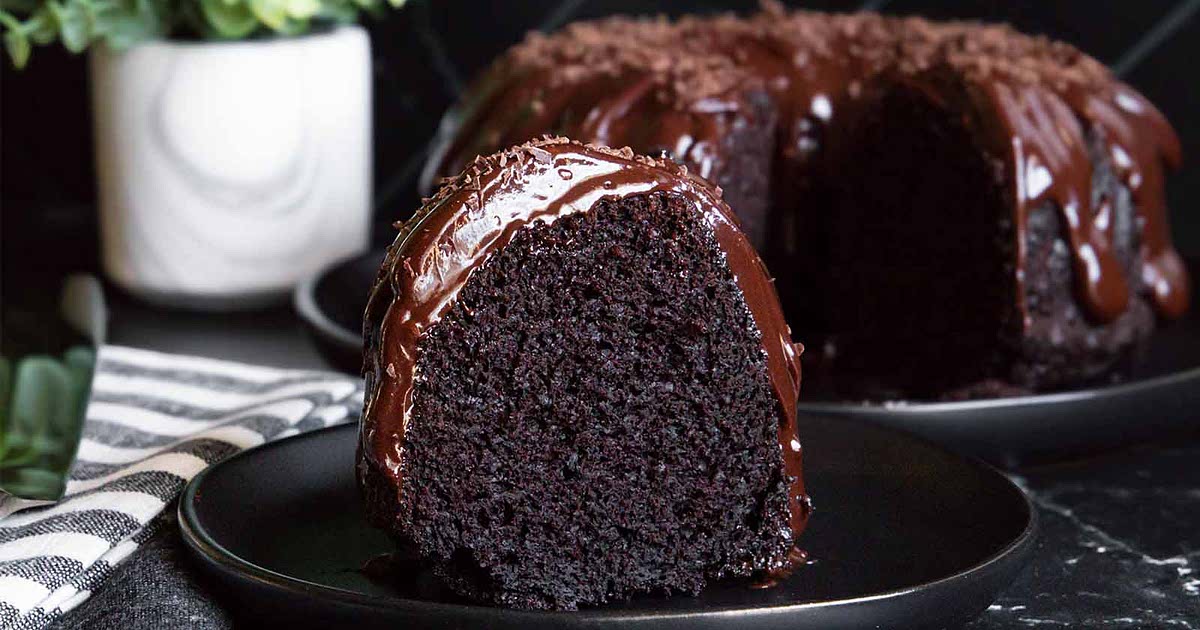Easy Chocolate Bundt Cake Recipe — Samsung Food