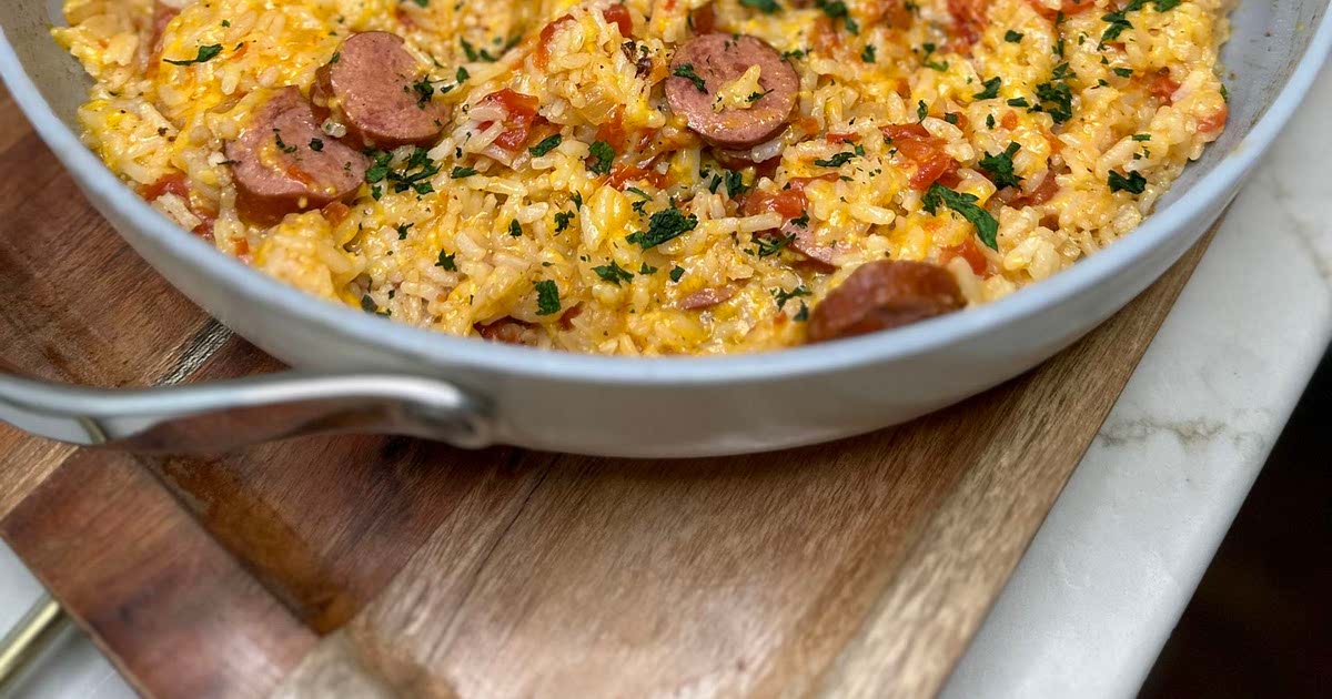 Cheesy Campfire Rice Recipe | Samsung Food App