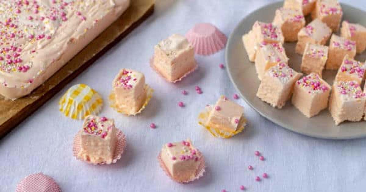 Pink Lemonade Fudge Recipe | Samsung Food App