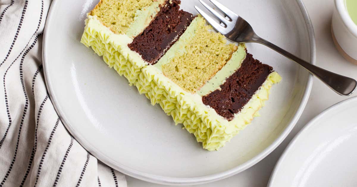 Matcha Chocolate Cake Recipe | Samsung Food App
