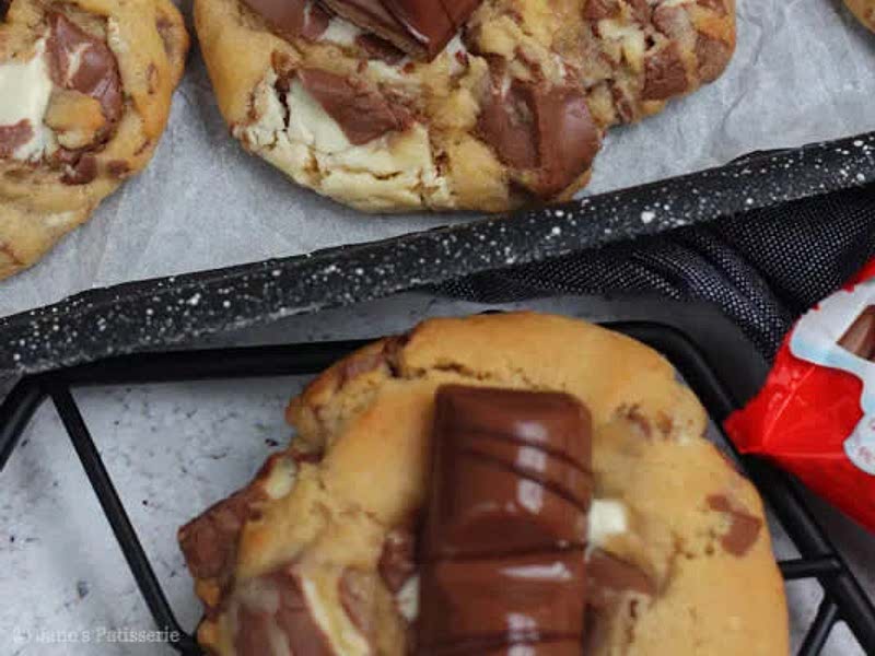 Kinder Bueno Cookies! Recipe - Whisk