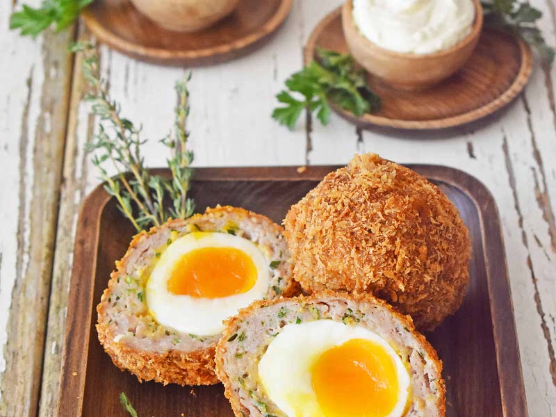 Crispy Scotch Eggs with Runny Yolk Recipe - Samsung Food