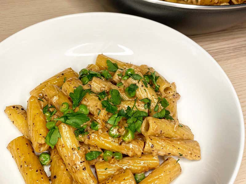 Creamy Peppercorn Pasta Recipe - Samsung Food