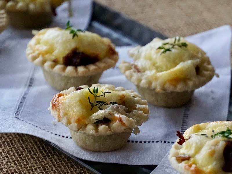 Mini Tarts with Roast Beef and Gruyère Recipe - Samsung Food