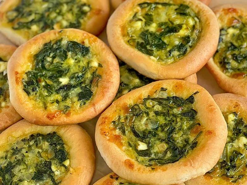 Mini spinach cheese pies Recipe - Samsung Food