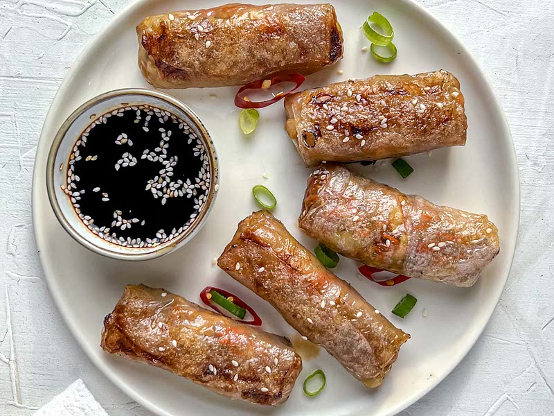 Crispy Baked Chicken Spring Rolls Recipe - Samsung Food