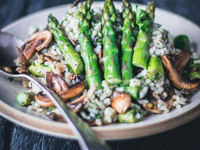Asparagus and mushroom risotto Recipe - Samsung Food
