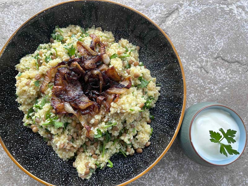 Lentils & Bulgar Wheat with Caramelised Onions Recipe - Samsung Food