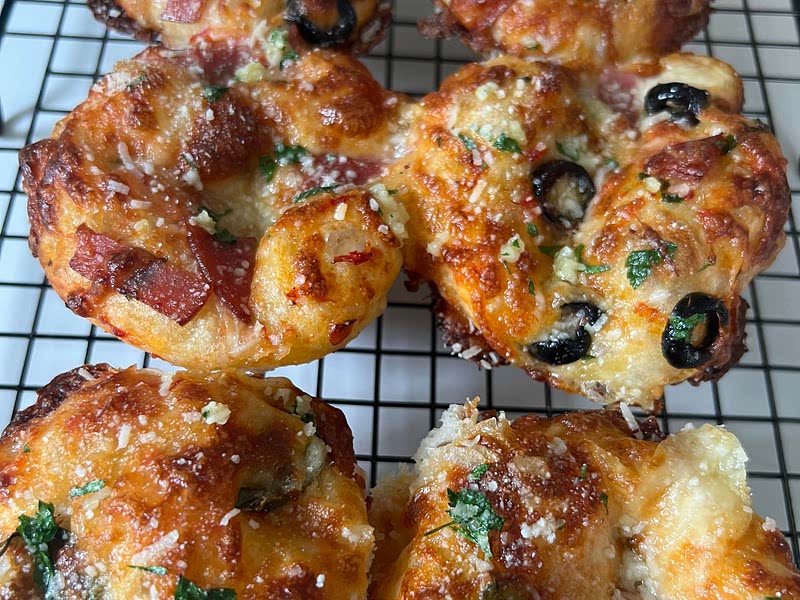 Mini Focaccia Pizzas Recipe - Samsung Food