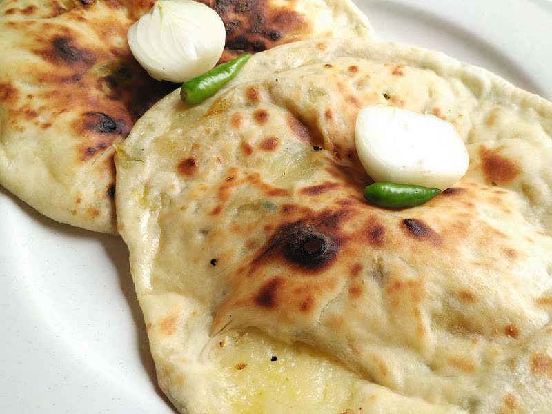 Spicy Aloo Naan Recipe - Samsung Food