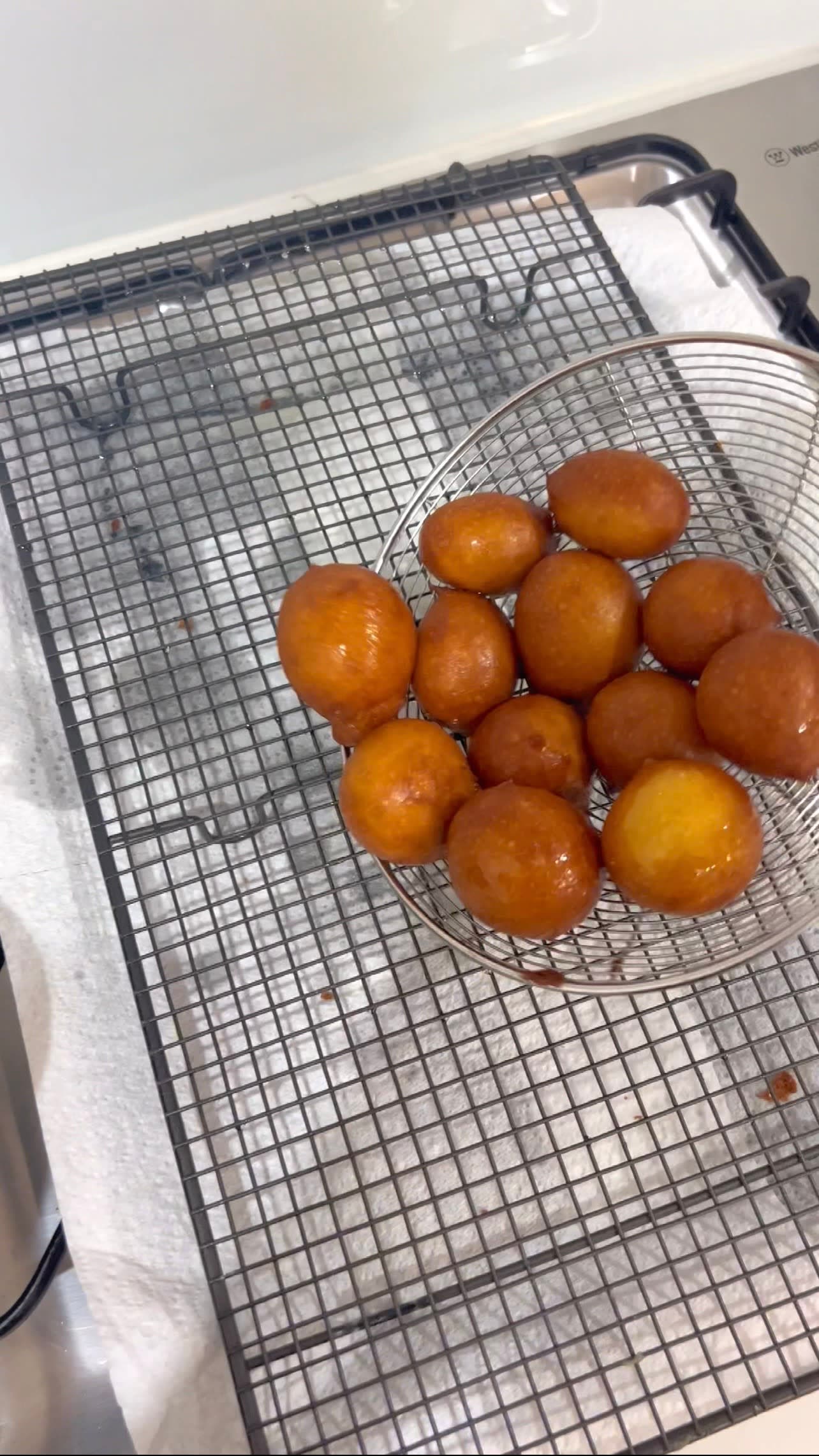 Mini Donut Balls Recipe — Samsung Food