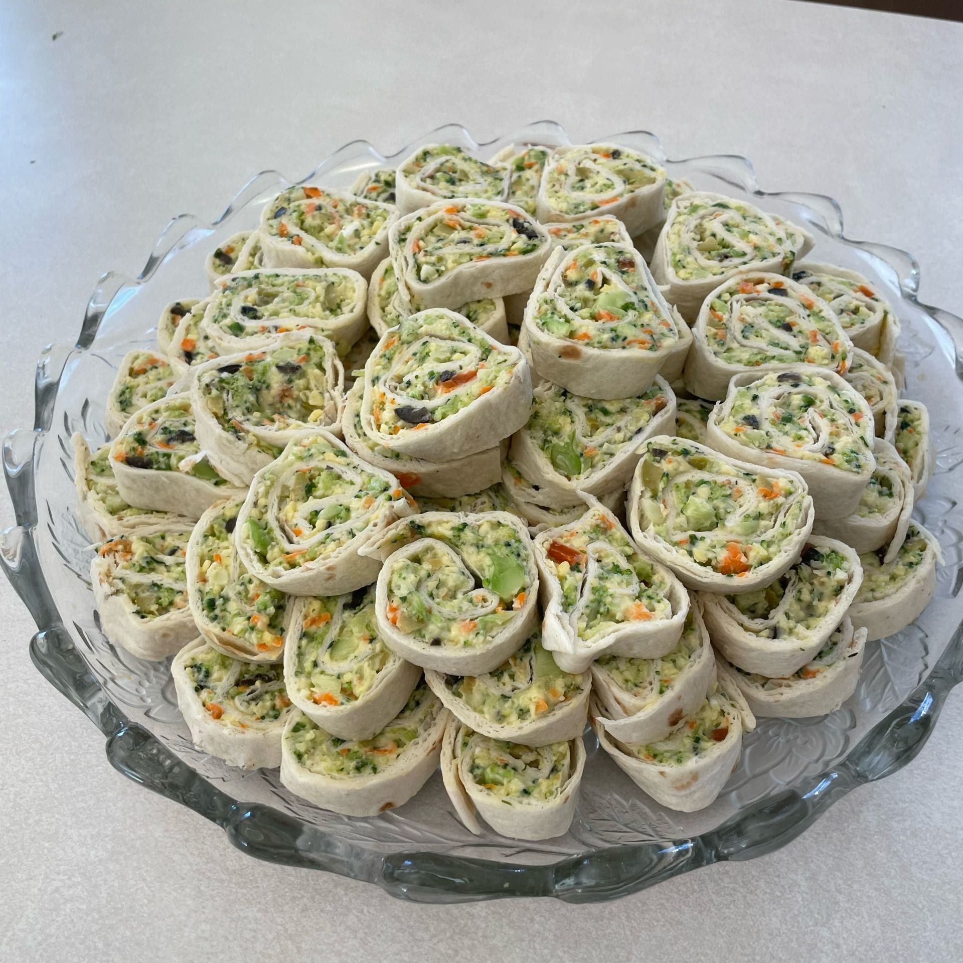 Vegan Veggie Pinwheels with Broccoli and Carrots Recipe - Samsung Food