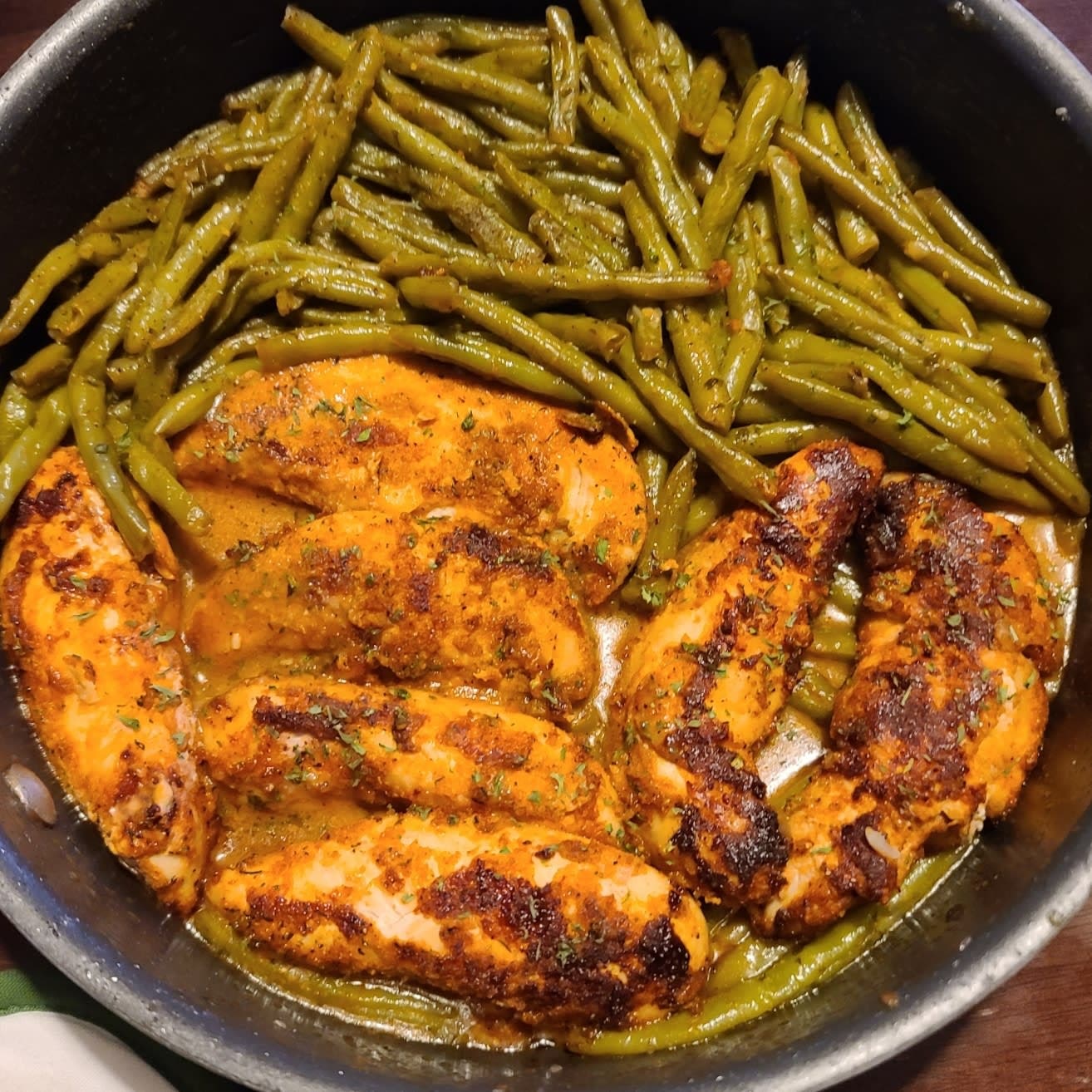 Lemon Garlic Butter Chicken and Green Beans Skillet Recipe - Samsung Food