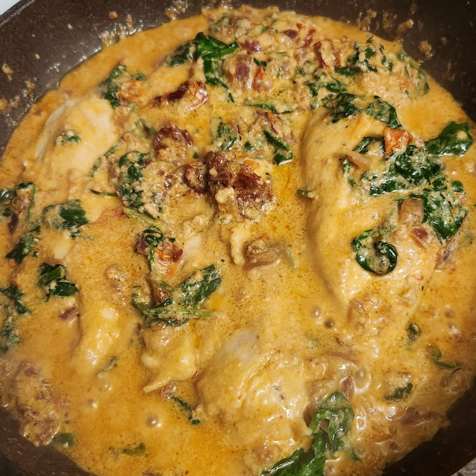 Creamy Tuscan Chicken Recipe - Samsung Food