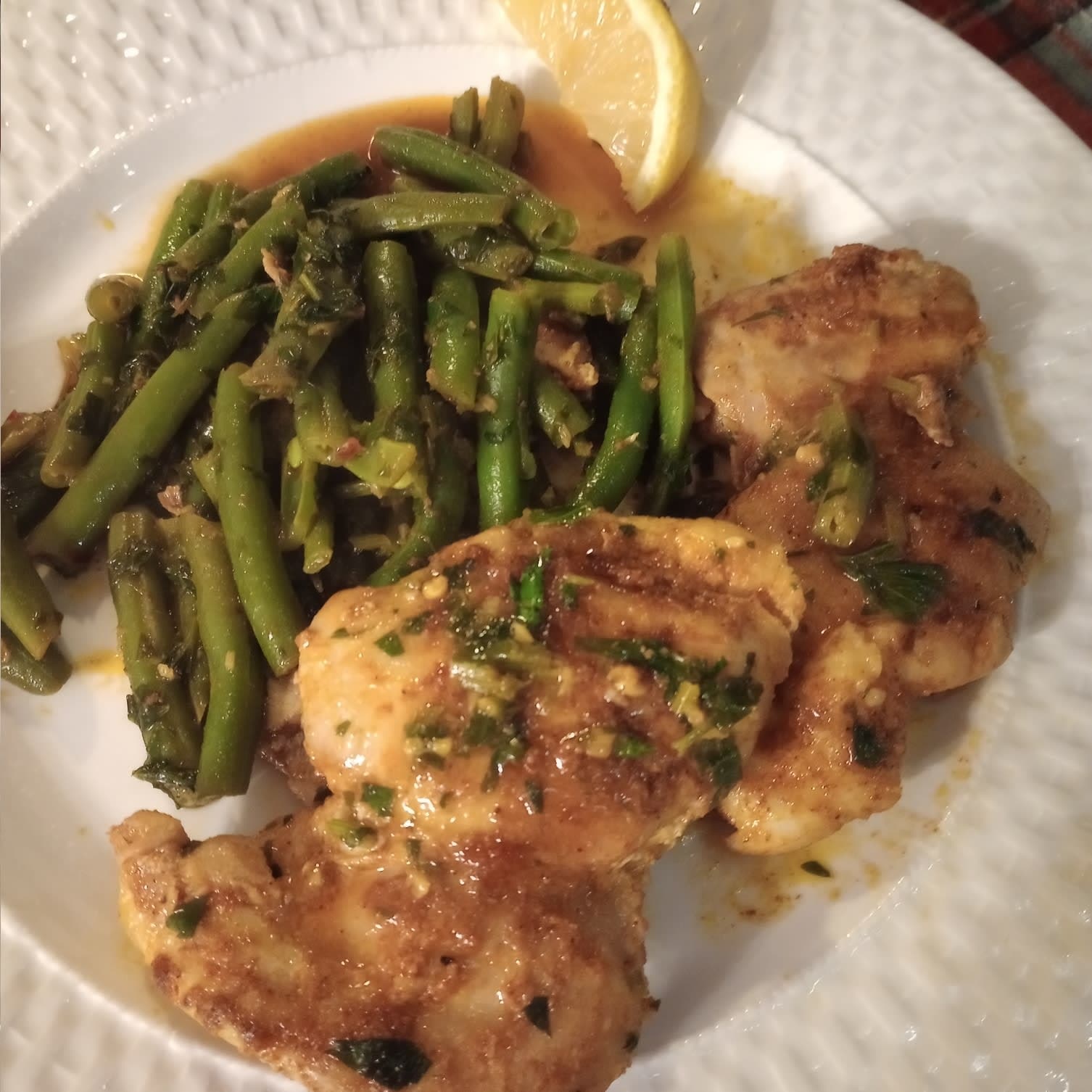 Lemon Garlic Butter Chicken and Green Beans Skillet Recipe - Samsung Food